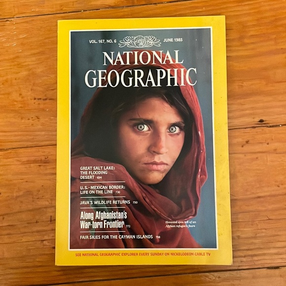 National Geographic | Office | Nwot Collectible Vintage National ...